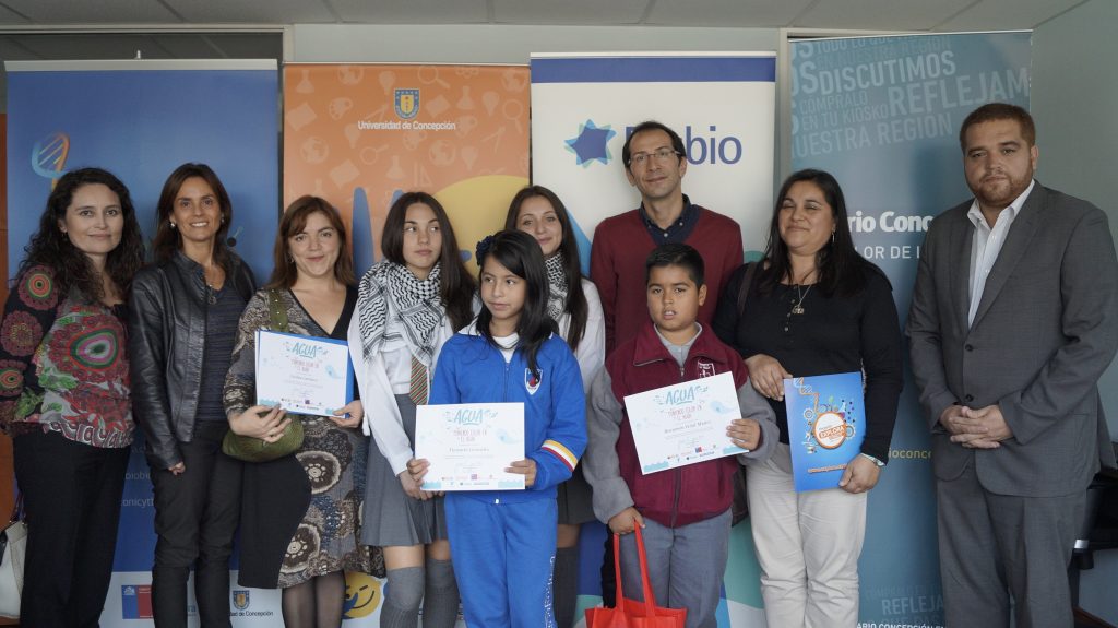 Fueron premiados los ganadores de los concursos Agua - Biobío