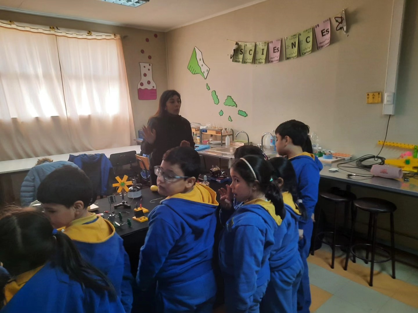Niños y niñas de la Escuela Puerto Harris aprendieron y disfrutaron de ...